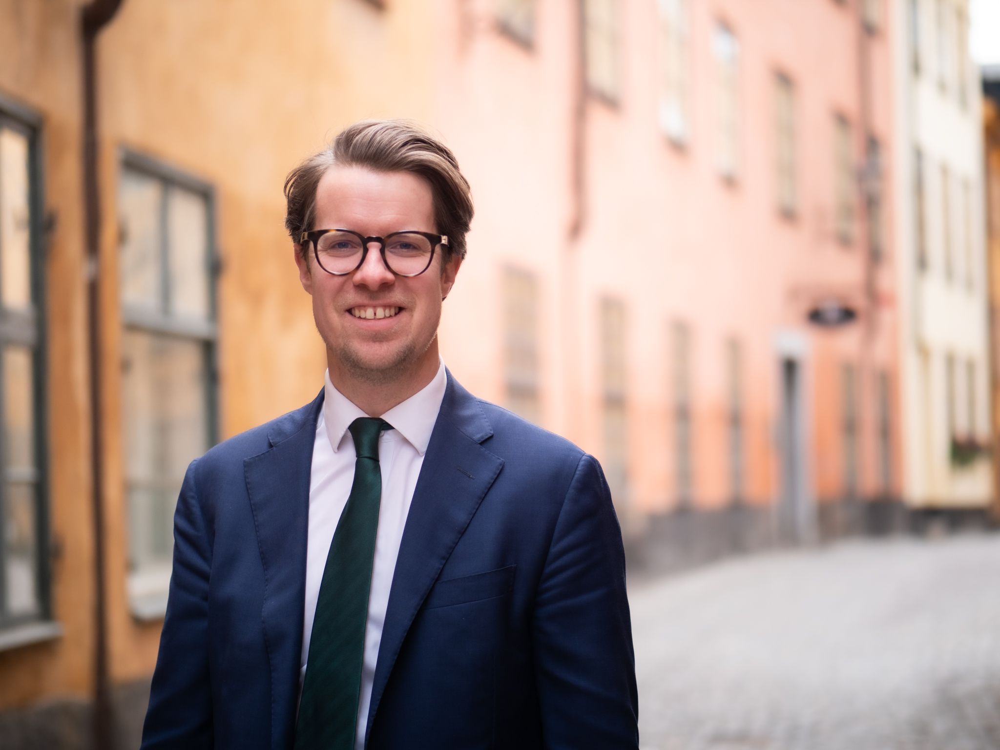 Tre reformer för att komma tillrätta med vårdköerna - Synaps